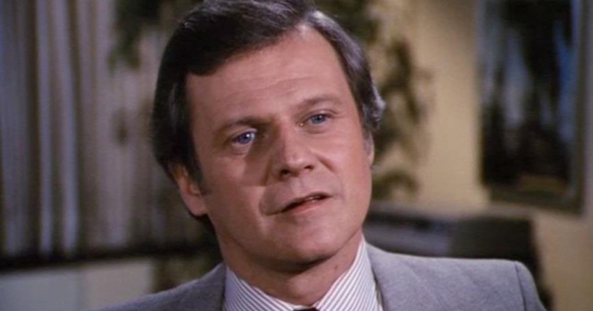 Hírklikk - Meghalt a Dallas Cliff Barnes-a
